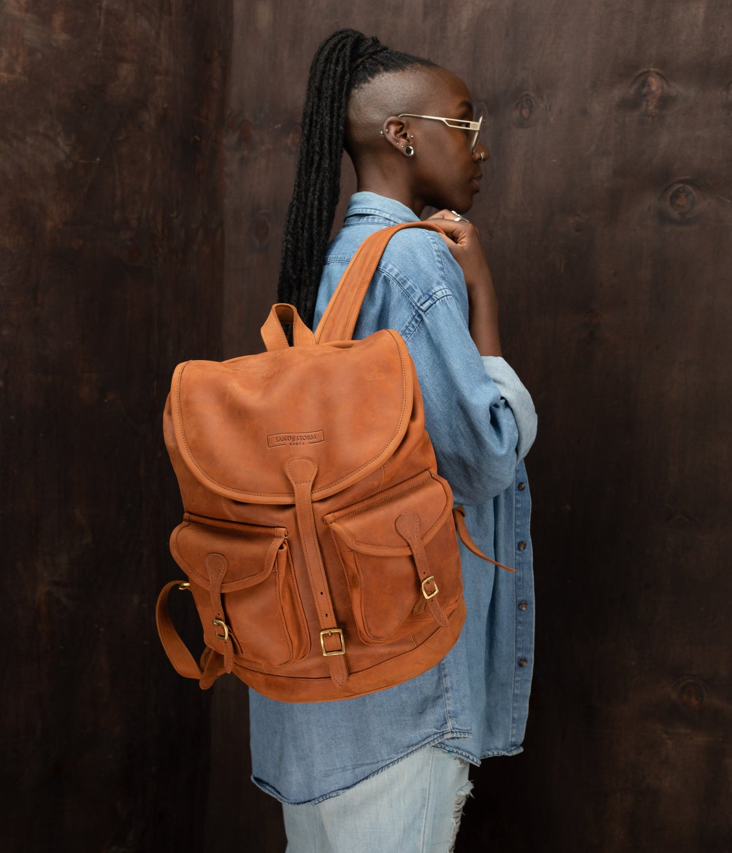 Pull-up Leather Moshi Backpack